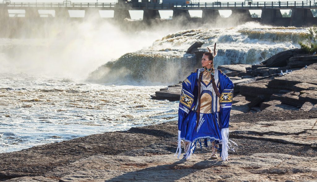 First Nations woman – Portraits of Remarkable Canadian Women